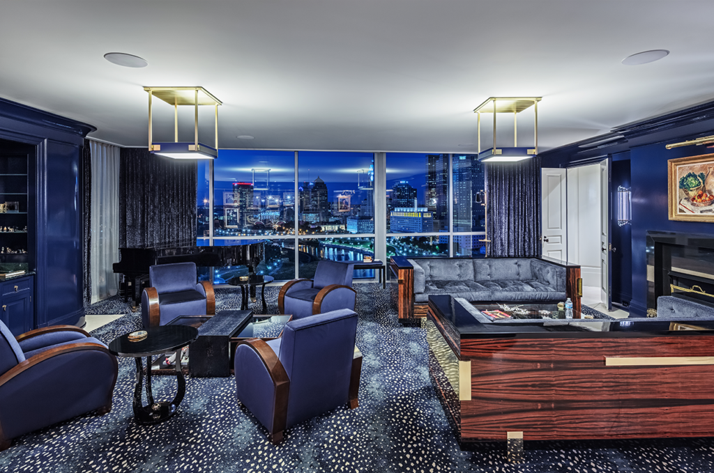 Carrie Livingston | SITTING & MEDIA ROOM